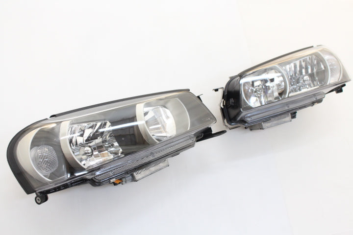 NISSAN Xenon Headlights LH & RH Set - BNR34 Early Model – TKGT CARS