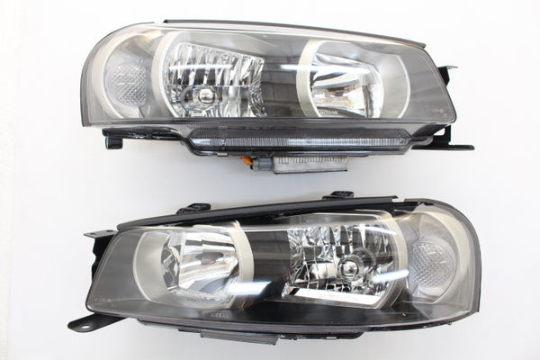 NISSAN Xenon Headlights LH & RH Set - BNR34 Early Model – TKGT CARS
