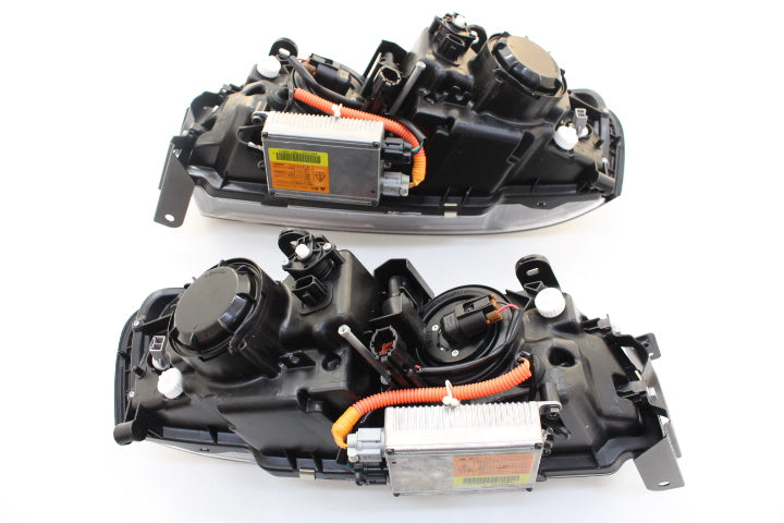 NISSAN Xenon Headlights LH & RH Set - BNR34 Early Model – TKGT CARS
